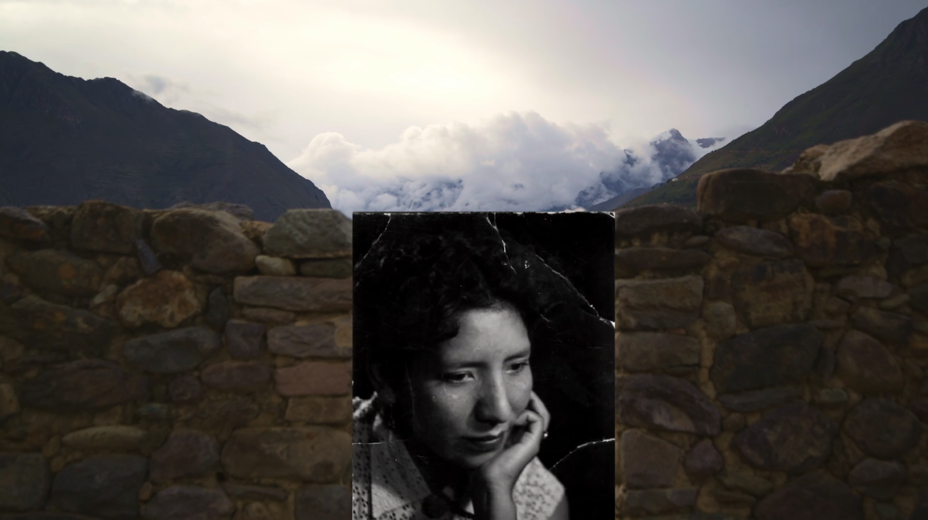 LAFF Julia Se Revela - BRONX DOCUMENTARY CENTER